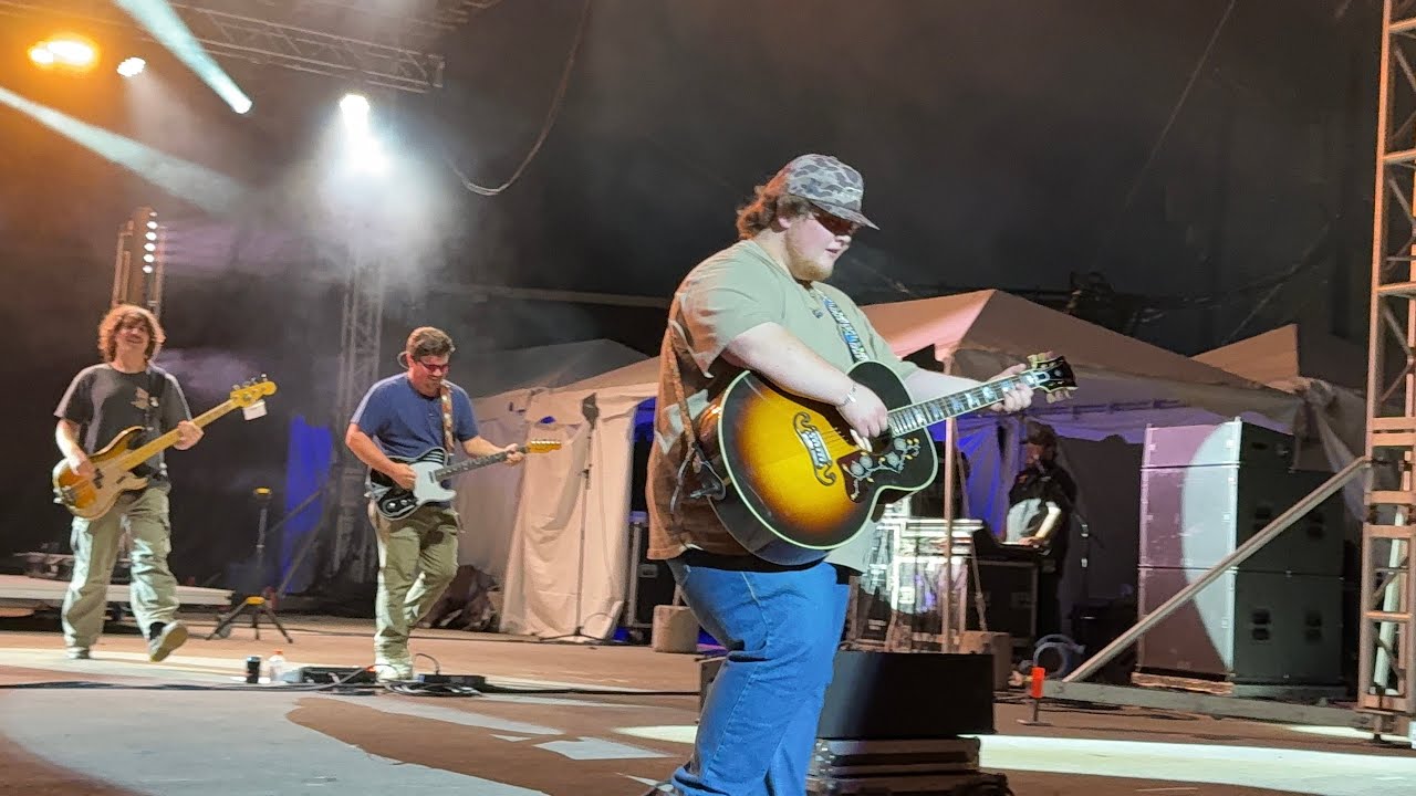 Bayker Blankenship - Backroad Kids - YouTube