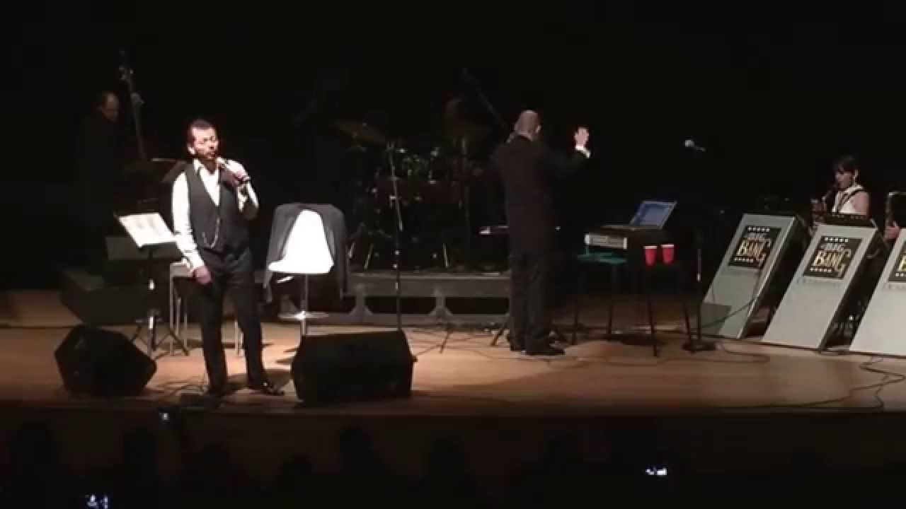 Edgar Oceransky. Beso grande. Big Bang Teatro Metropolitano Tampico ...