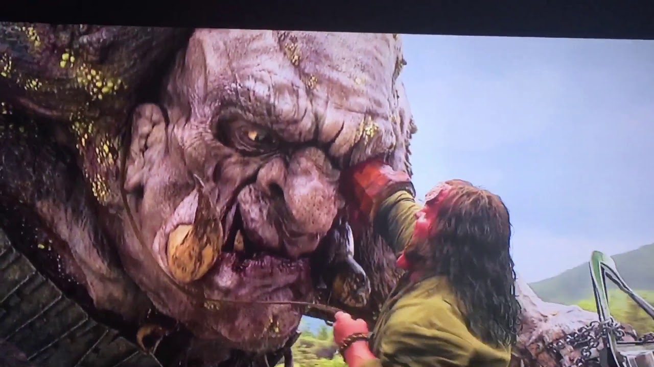 New HELLBOY Giant fight scene - YouTube