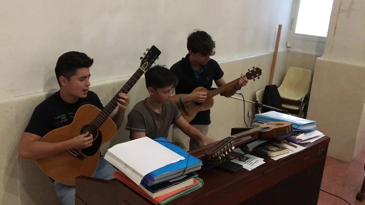 Bajo la Mesa (cover) - YouTube