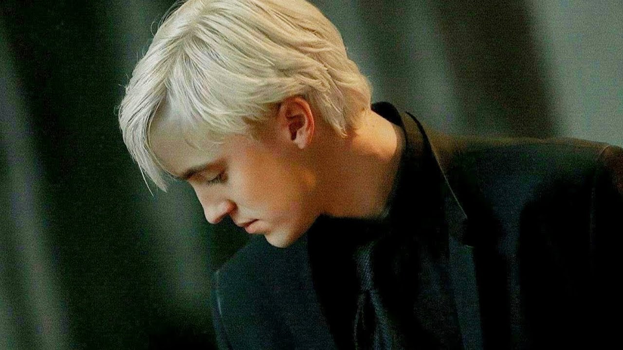 Draco Malfoy.. behind the scenes of Harry Potter - YouTube
