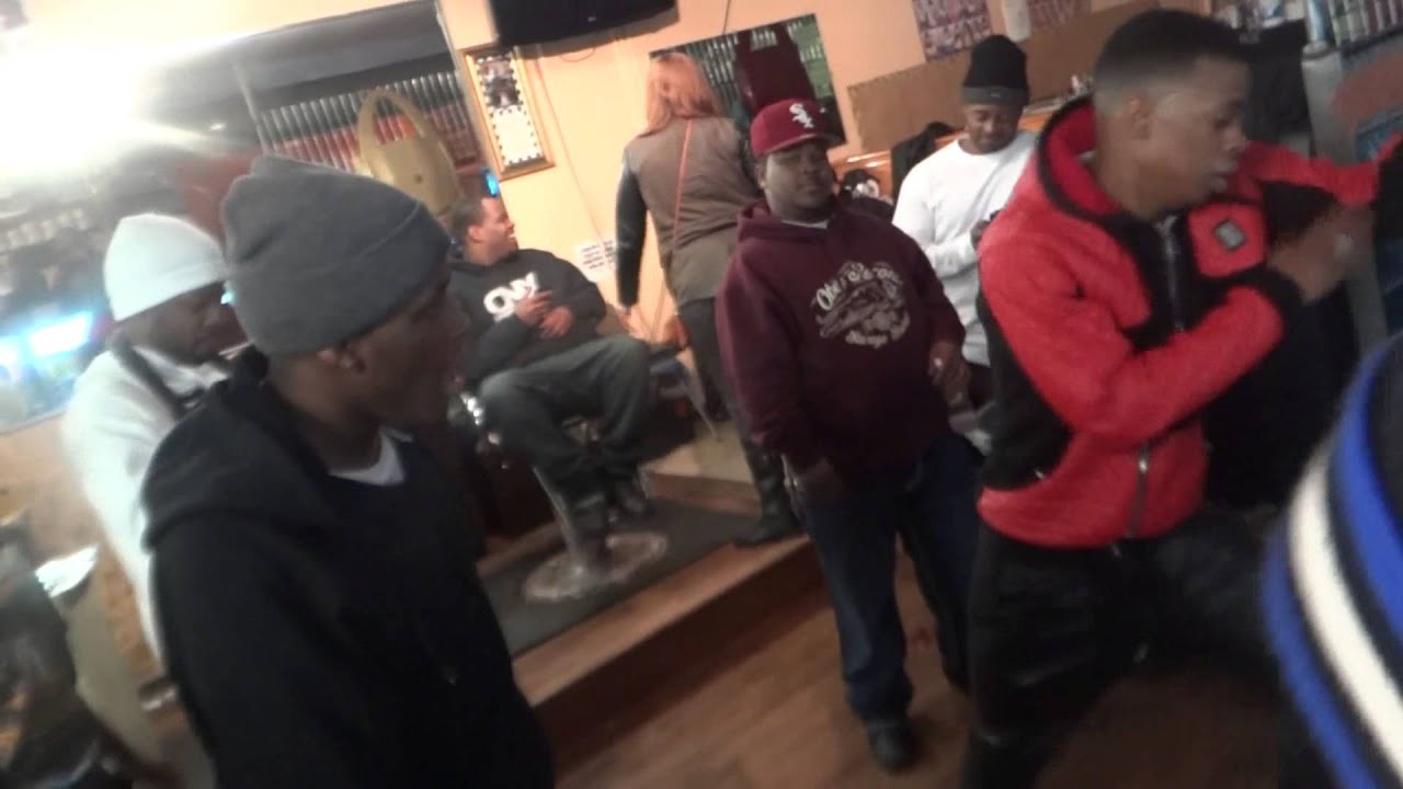 Bopkingz Dlow and Lil Kemo Turn up Outwest babershop - YouTube
