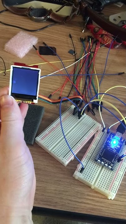 "Whats up mbed!" on an LCD screen - YouTube