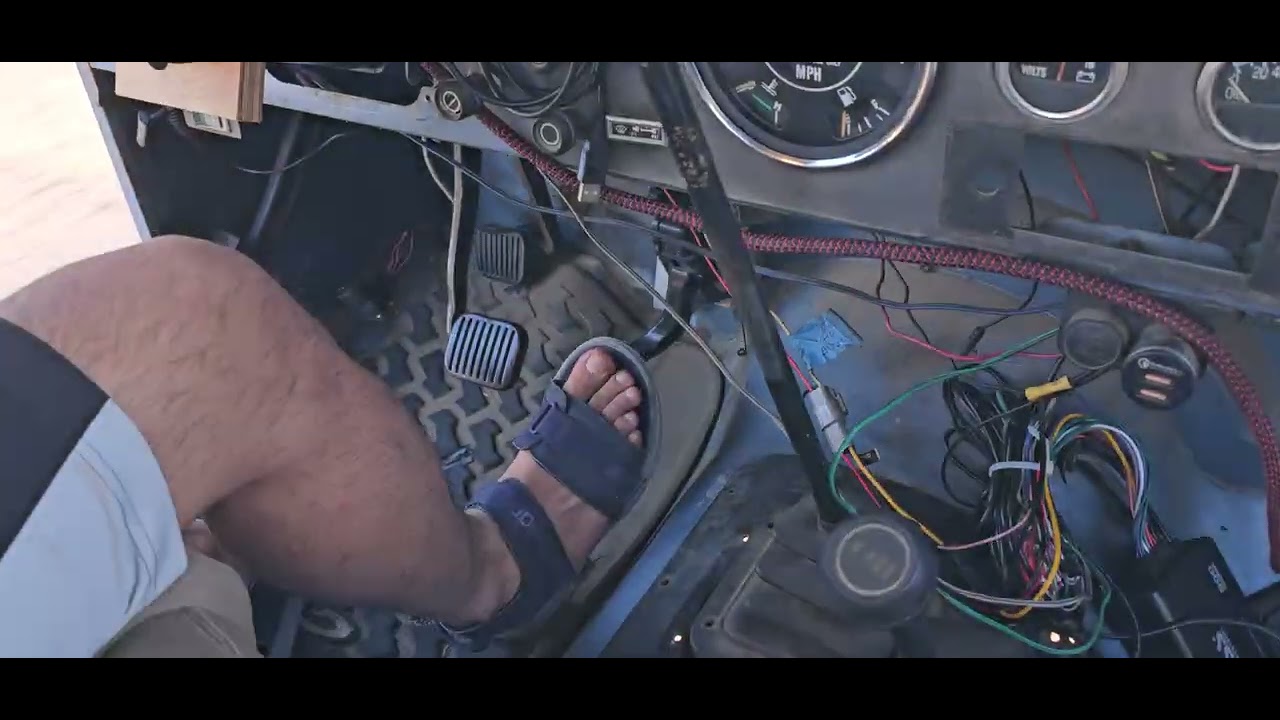 Jeep EV Conversion - Clutchless Shifting, aka: Float Shifting - YouTube