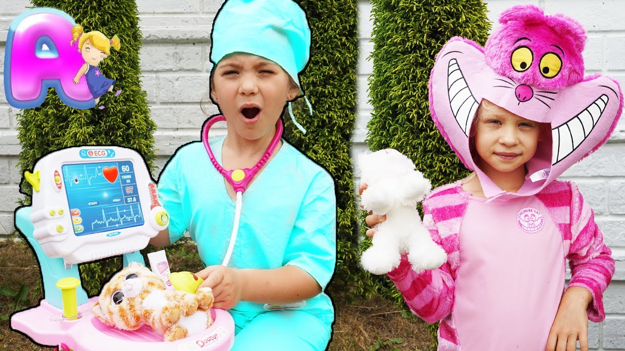 Anna plays the vet doctor and treats animals - YouTube