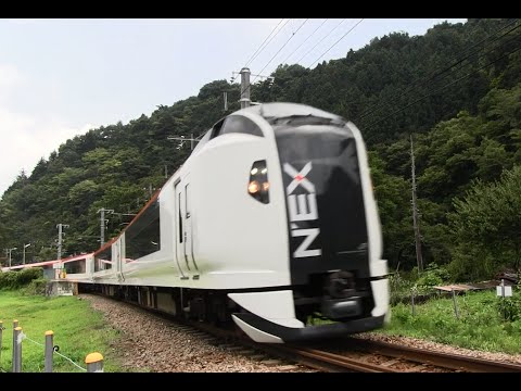 成田エクスプレス富士急へ!E259系N'EX、富士急行線直通運転 - YouTube