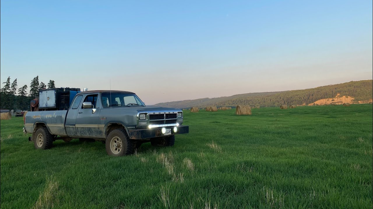 First gen 12v Cummins hoodstack build - YouTube