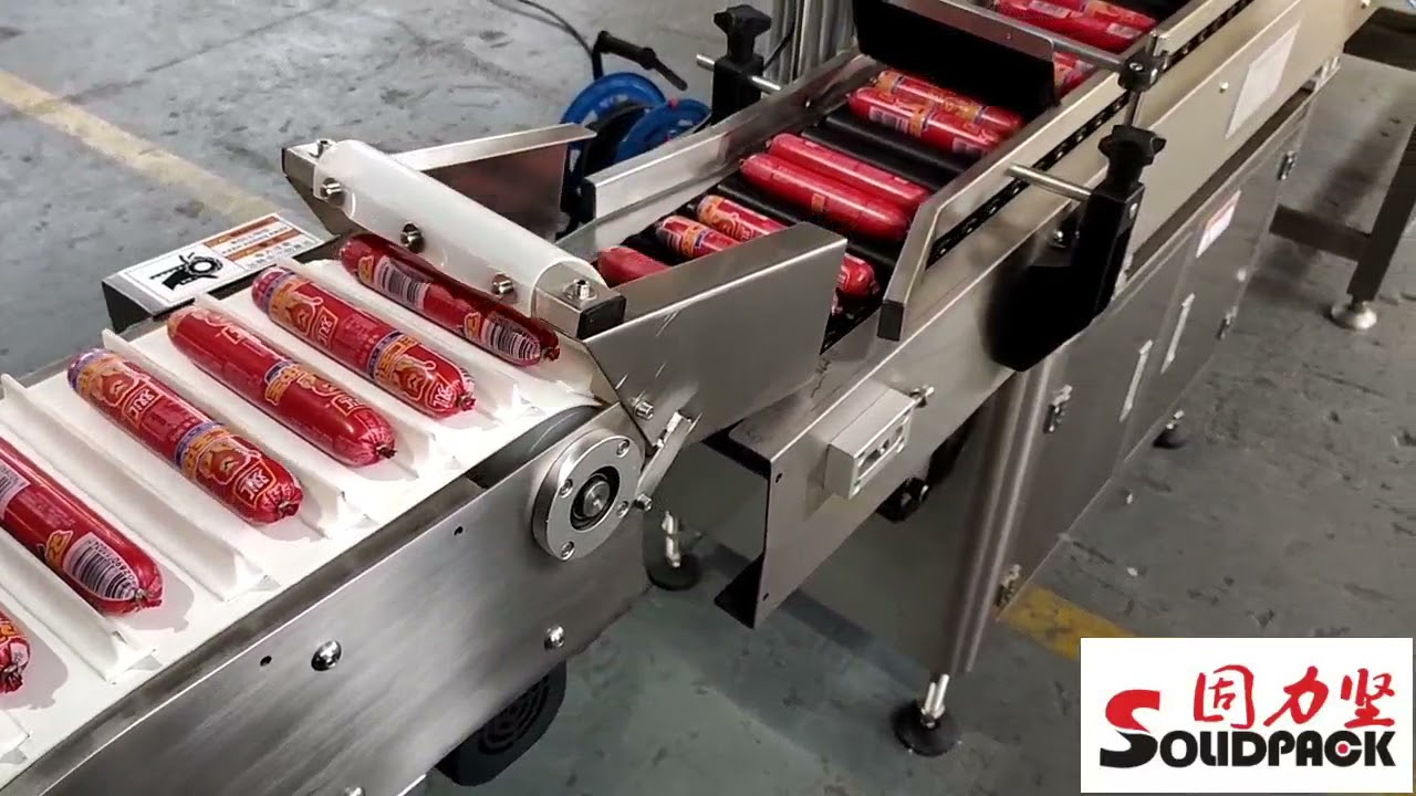 Solidpack Automatic horinzontal sausage labeling machine - YouTube