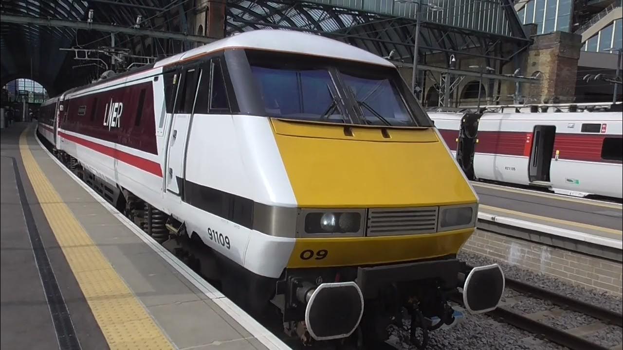 LNER Class 91109 Departure London King's Cross for York - YouTube