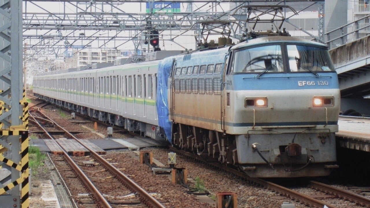 甲種輸送 EF66 130号機+東京メトロ16000系(16027F) 名古屋駅通過 - YouTube