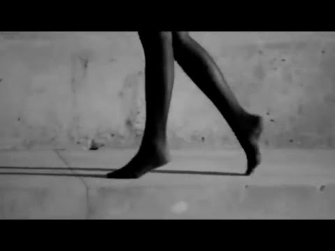 Falling in Love - Cigarettes After Sex (Lyrics) Petit Tailleur 2010