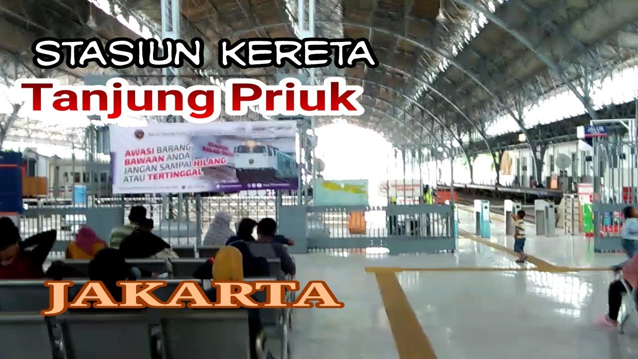 Stasiun kereta api Tanjung Priuk Jakarta masa kini#jakarta #keretaapi ...