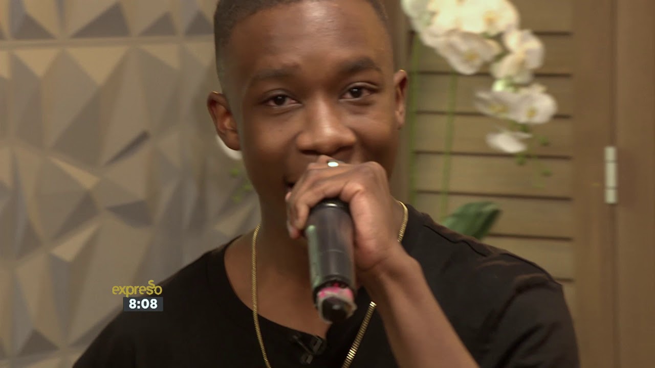 Ason performs “Hang” - YouTube