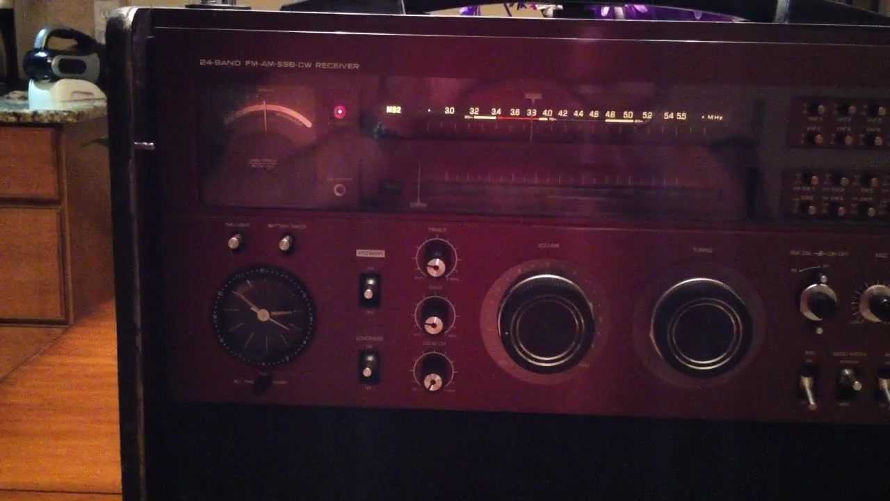 Panasonic RF-8000 - YouTube