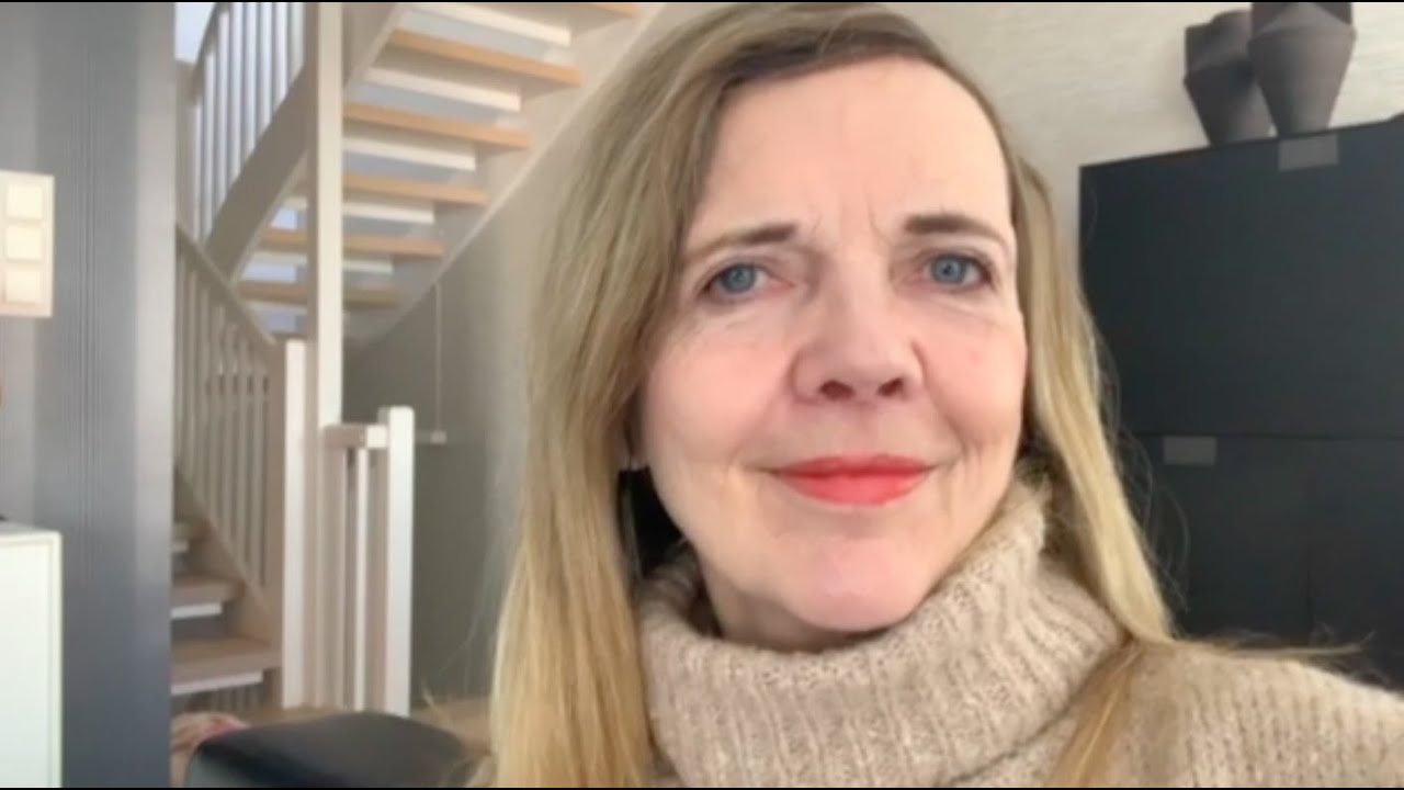 Hilsen fra riksarkivar Inga Bolstad - YouTube