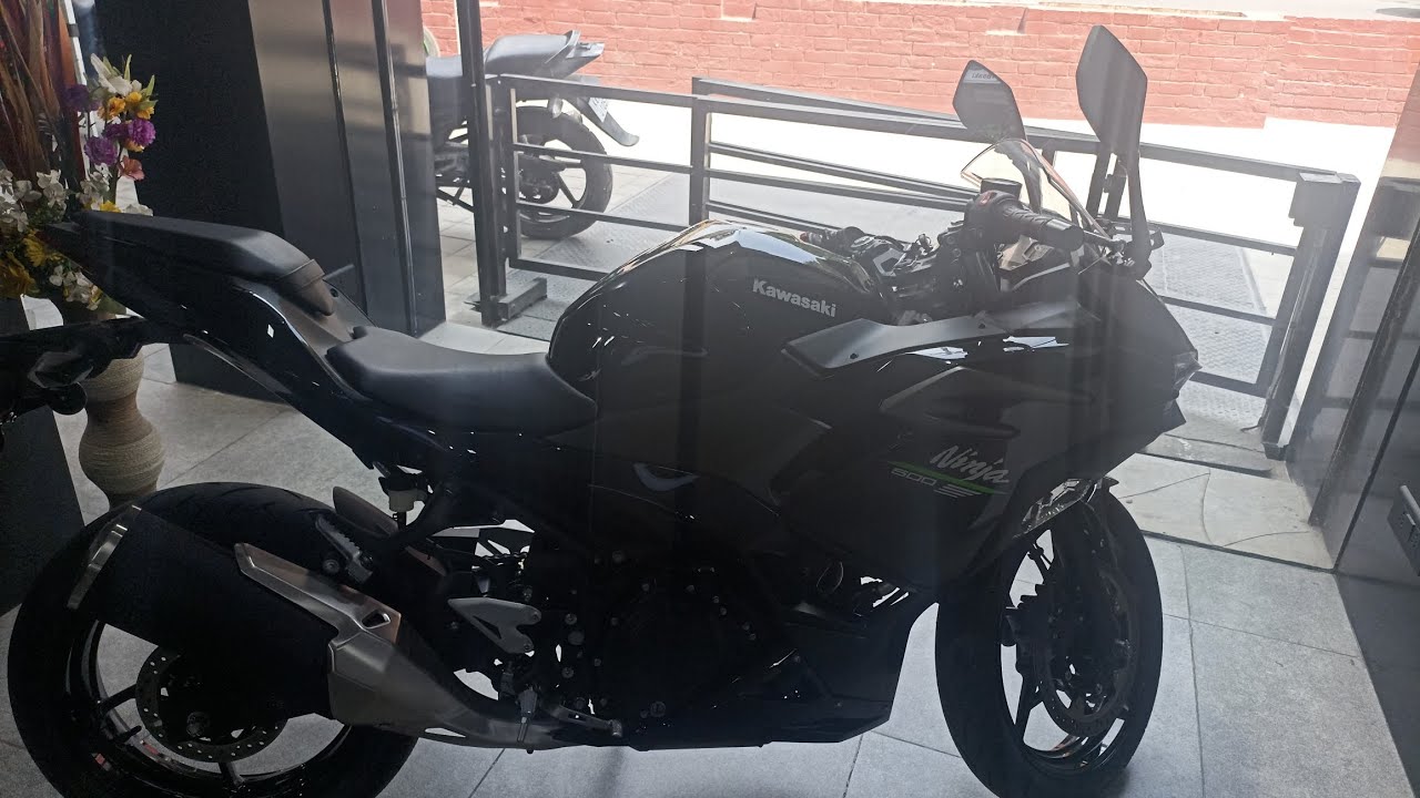 KAWASAKI NINJA 500 CC REVIEW VLOG 2025 - YouTube