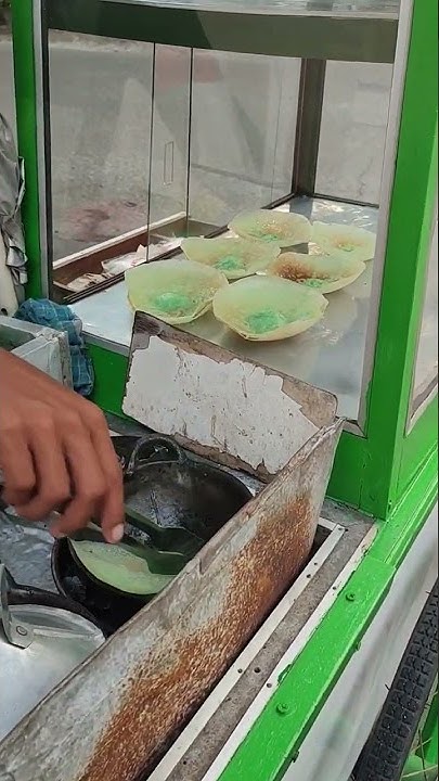 Jajan kue ape #shorts - YouTube