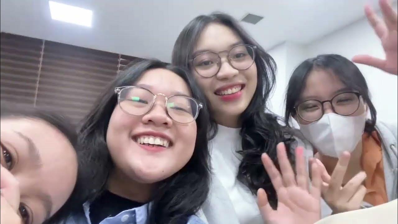 Uni Vlog | BACK TO SCHOOL | ep1. lbn - YouTube