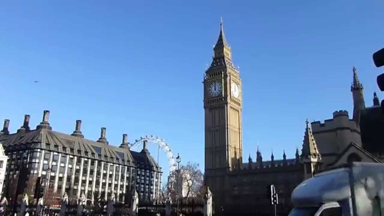 Big Ben Strikes 12 Noon! - YouTube