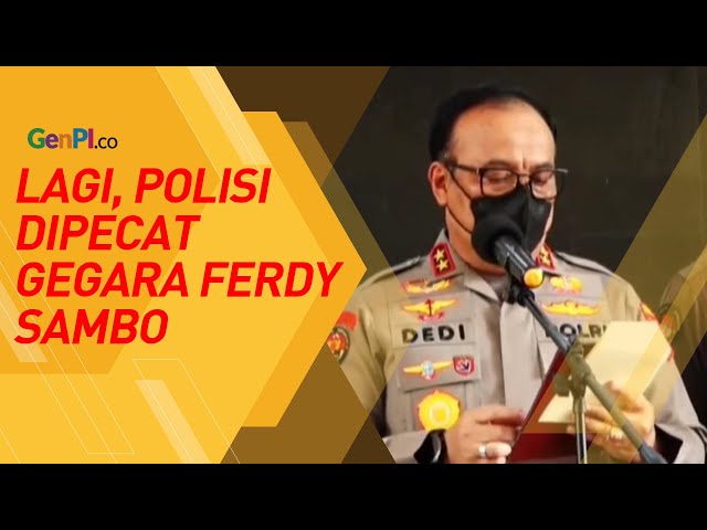 Video: Susul Ferdy Sambo, Kompol Chuck Putranto Dipecat Tidak ...