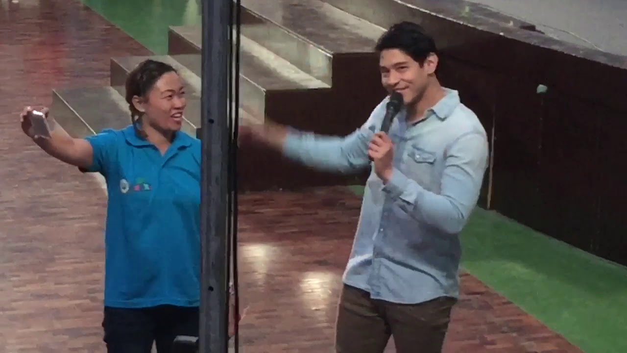 Jeric Gonzales at World Teacher's Day Bulacan - YouTube