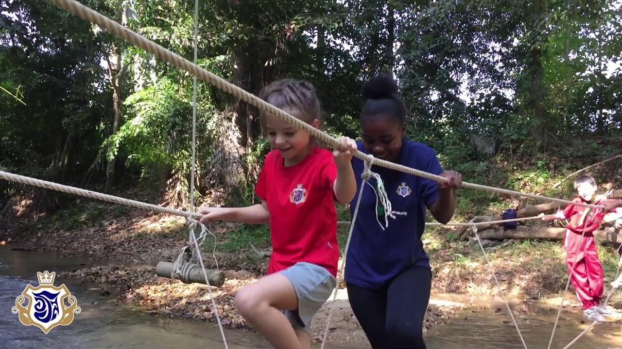 4 • Scout Camp Activities • Obstacle Course - YouTube