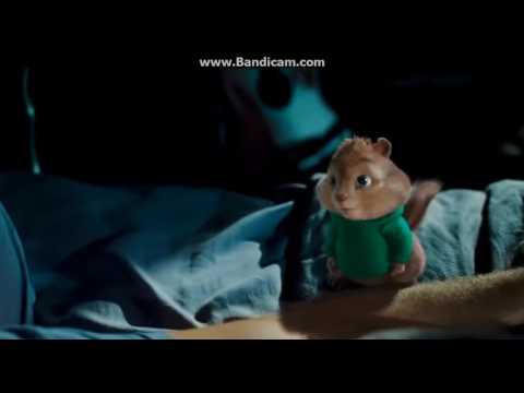 alvin ve sincaplar ::: aman tanrım tobi osurdu temiz hava almalıyım
