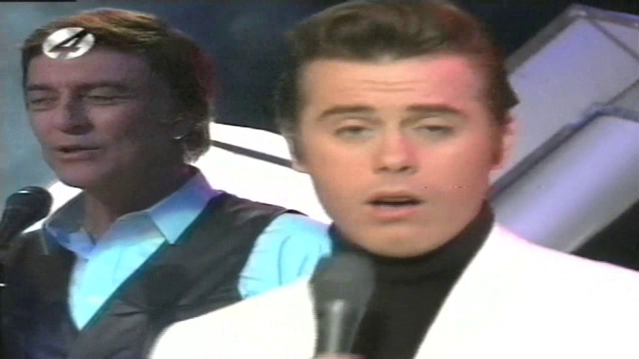 Johnny Earl & The Jordanaires - Girl of My Best Friend - Live in ...