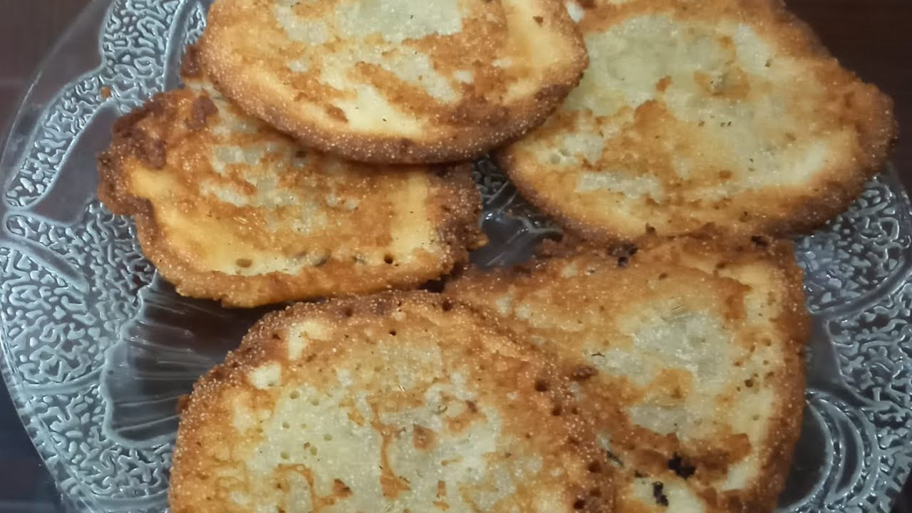 HOW TO MAKE میٹھی ٹکیاں/BY SAMINA SHEIKH FOOD SECRETS - YouTube