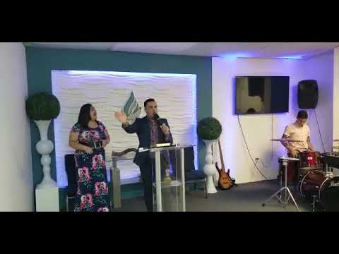 Josue Rolon y Liza Tamara Derrama Tu Presencia - YouTube