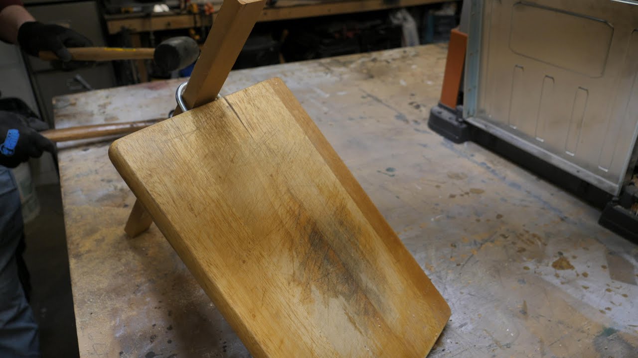 HOW TO RESTORE AN OLD WOODEN CUTTING BOARD - YouTube