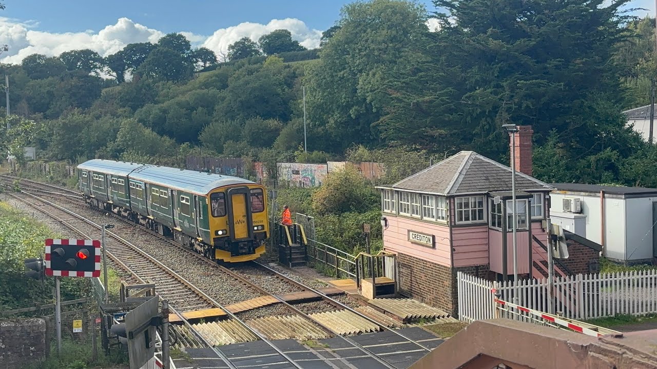 Crediton Railway Station | Trains at and a tour of the station | 07/09 ...
