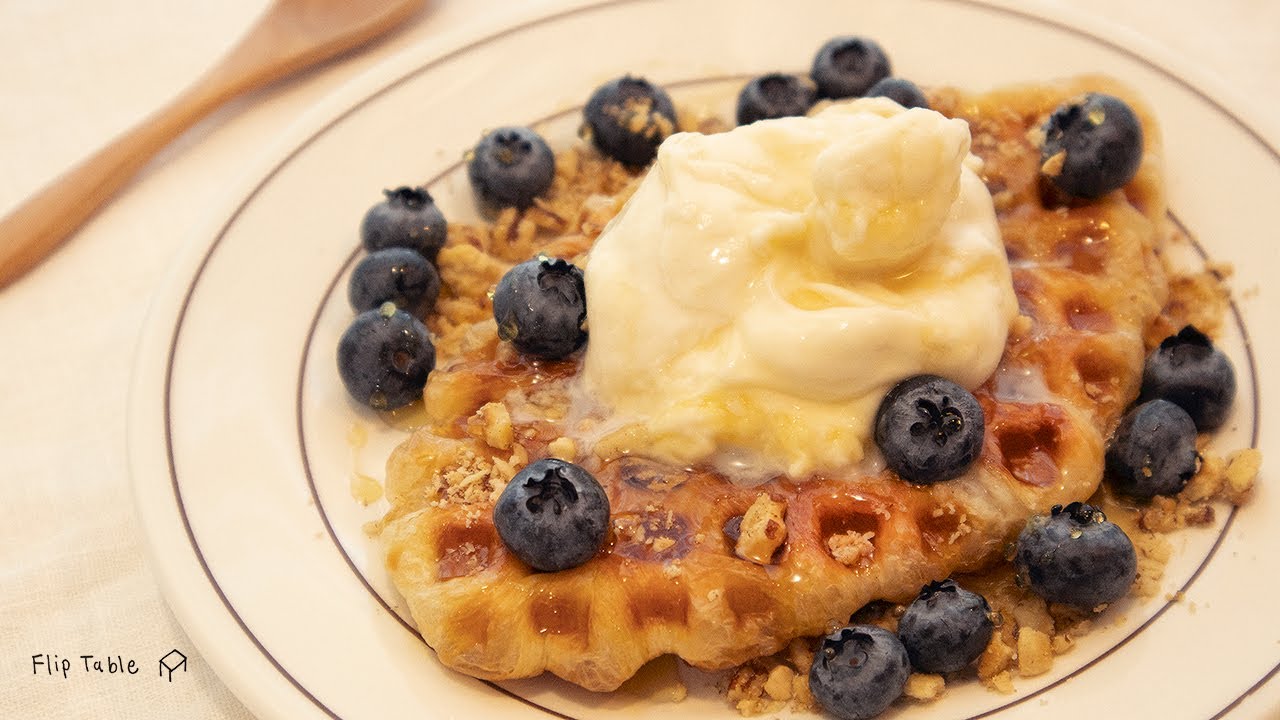 Croffle, Buratta and Blueberries (ครอฟเฟิล ชีส และบลูเบอรี่) l ASMR l ...