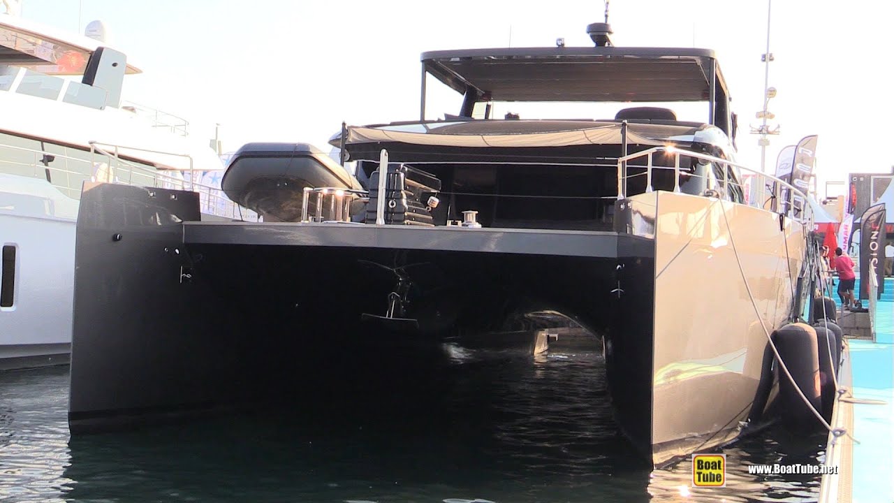 2022 Vision F 80 Luxury Power Catamaran - Walkaround Tour - 2021 Cannes ...