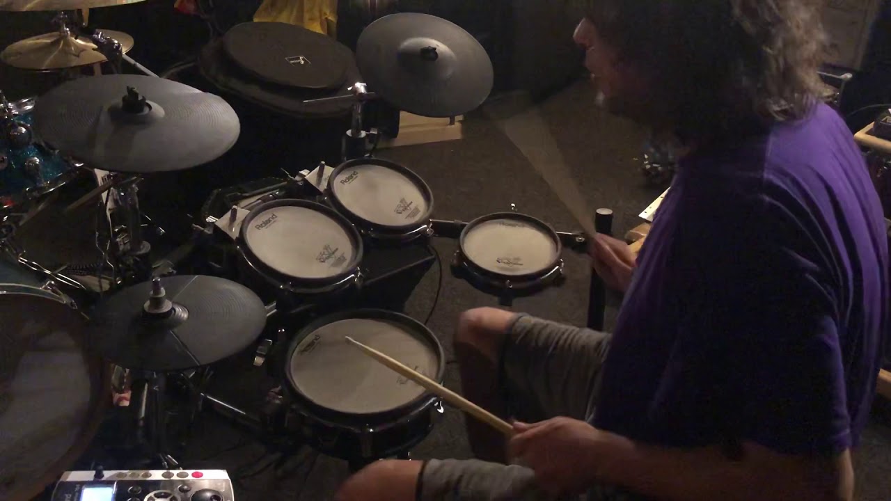 Igor Malesevic Drum&bass - YouTube