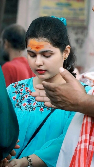 🌟Natural Beauty🌺|| Random Photo Shoot in Baba Mandir #mahadev🙏 # ...