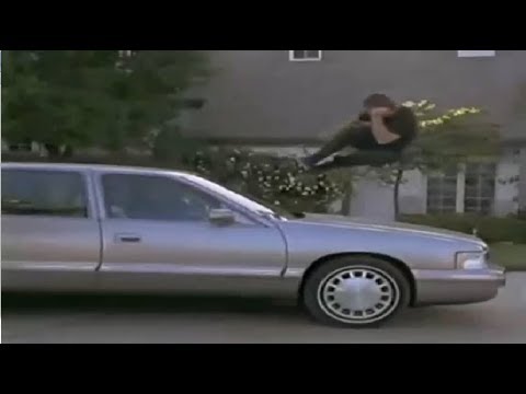 A GUERRA DE LOGAN (CHUCK NORRIS) VOADORA