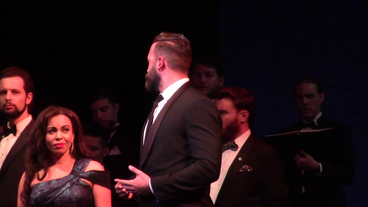 Steven LaBrie sings Valdeburgo’s Aria from Bellini’s La straniera - YouTube