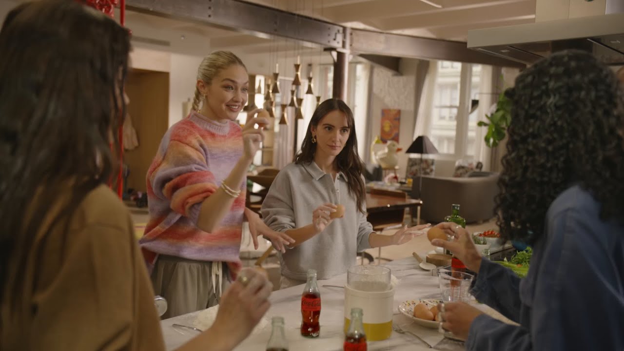 Add magic with Coca-Cola - YouTube
