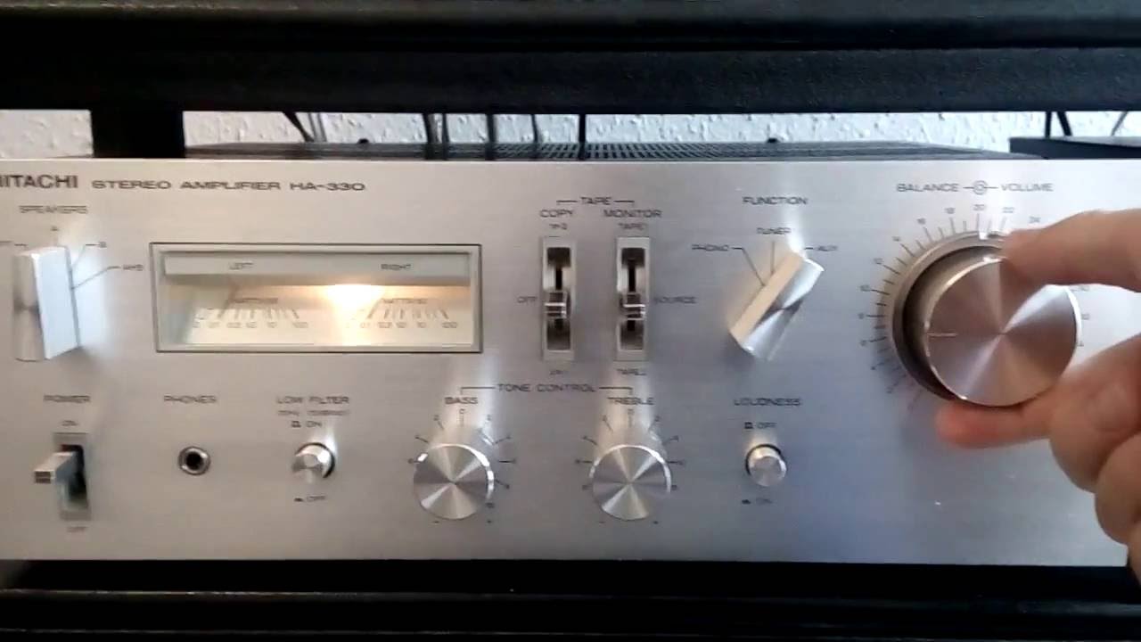 Hitachi HA -330 -Dali Ikon 2 - YouTube
