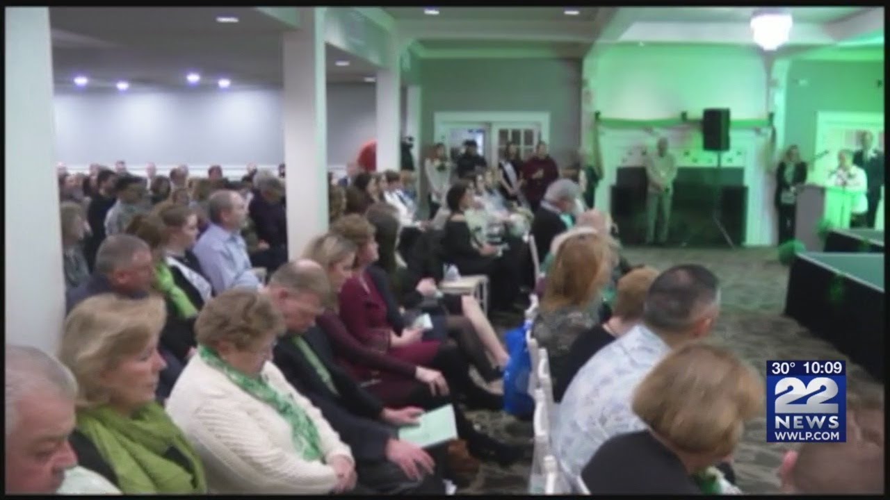 2019 West Springfield Grand Colleen crowned - YouTube