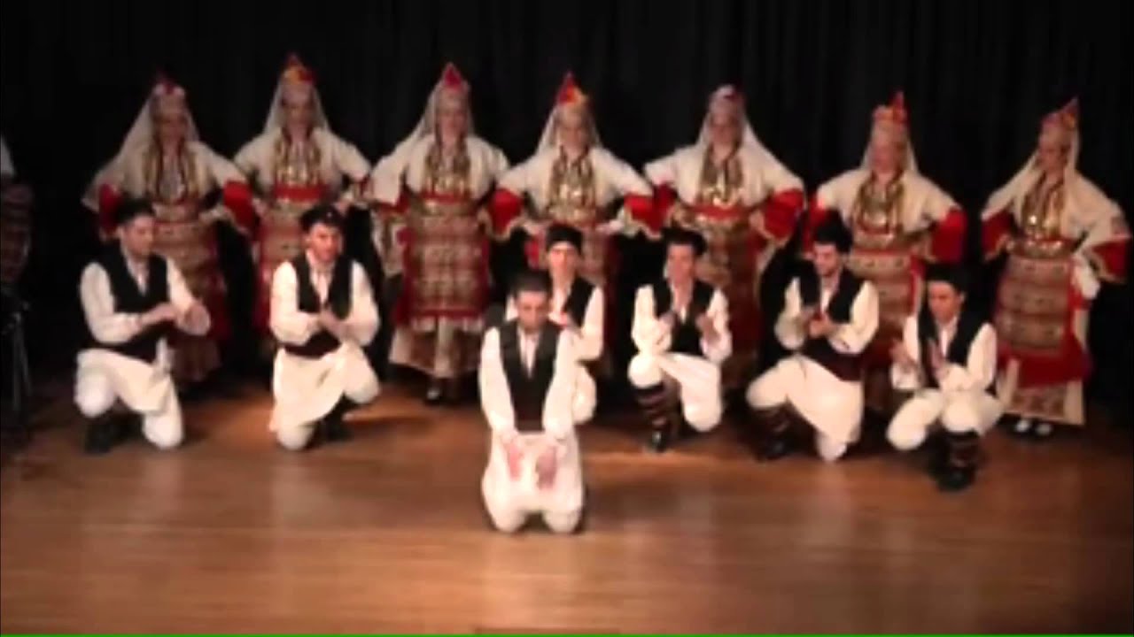 ΣΩΜΑΤΕΙΟ ΕΛΛΗΝΙΚΩΝ ΧΟΡΩΝ ''ΠΑΡΑΔΟΣΙΑΚΗ ΦΛΟΓΑ'' - YouTube