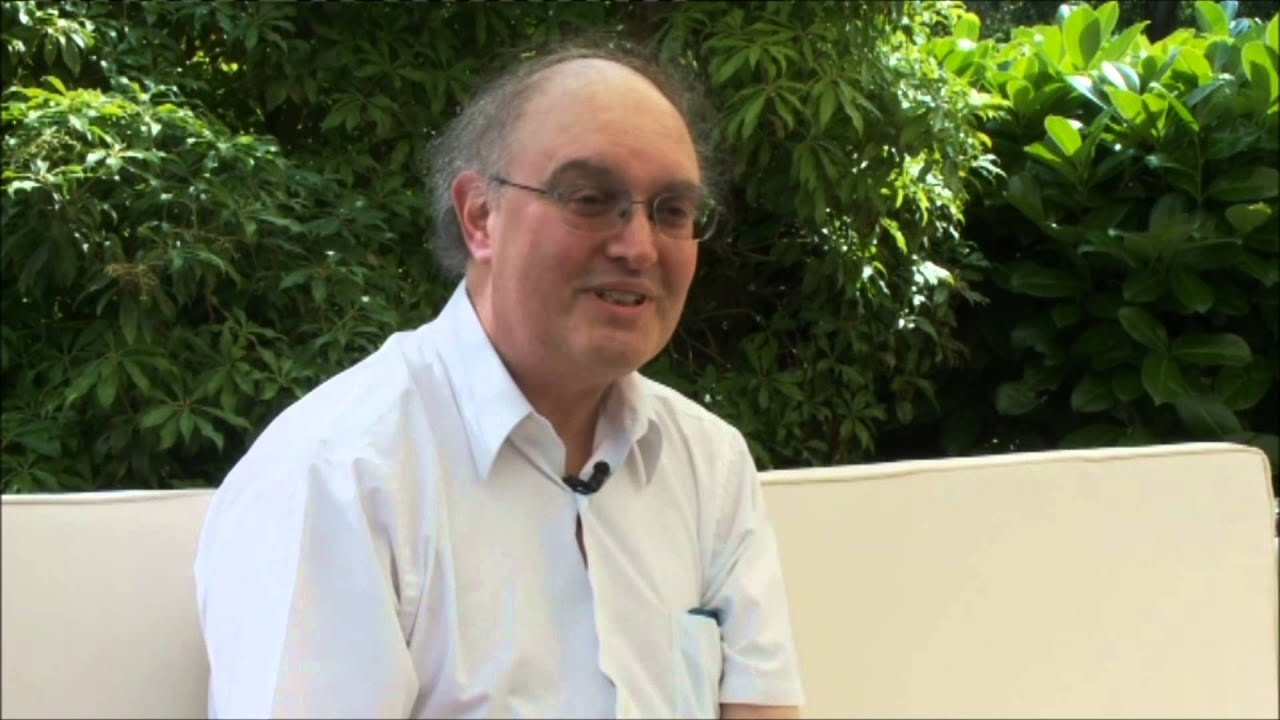 RTL Luxembourg | Larry Francini 40 year career at orchestra - YouTube