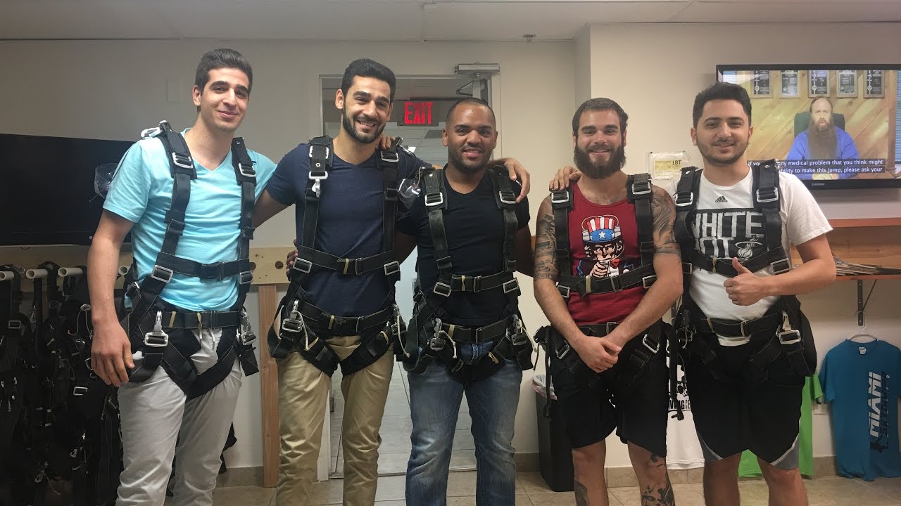 Graduation Skydive 2017 - YouTube