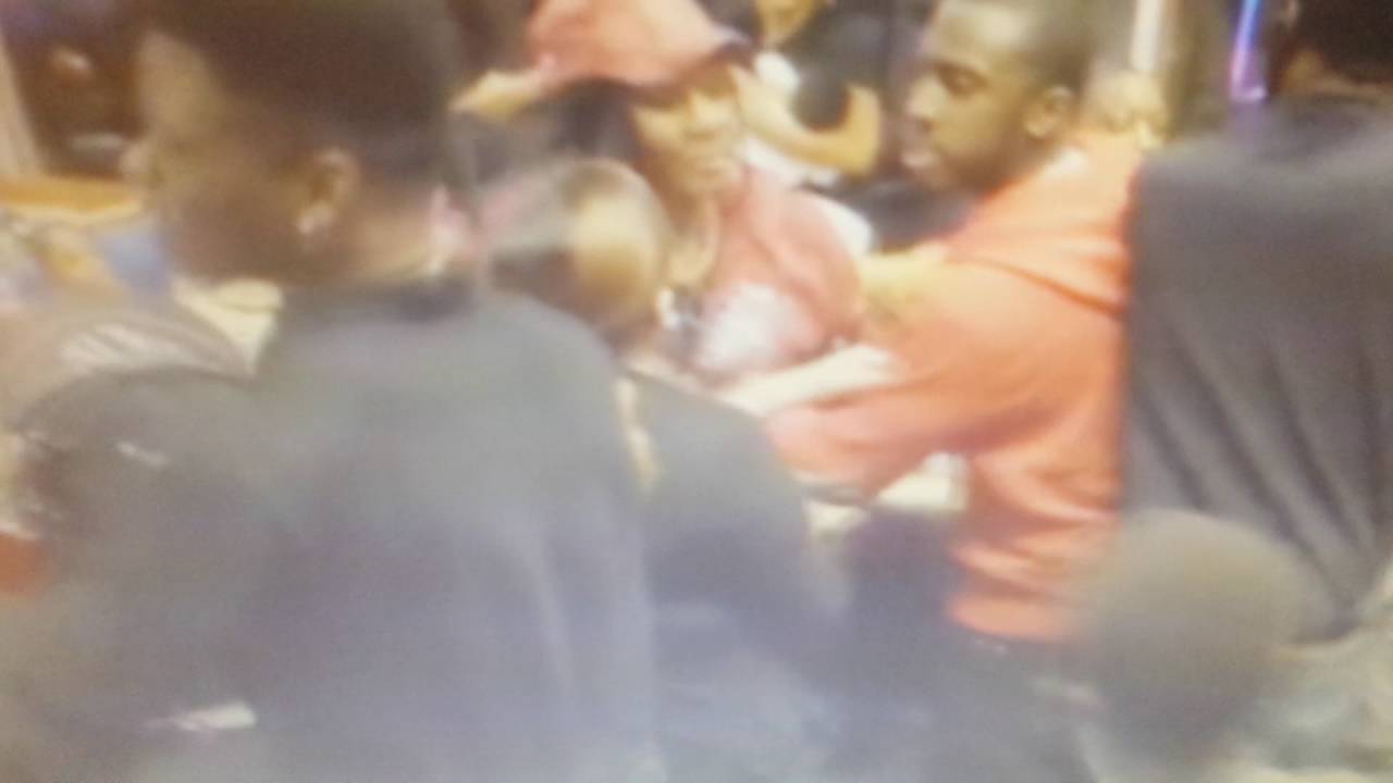 Chuck E. Cheese fight in Long Beach, Florida- 12/19/2015 - YouTube