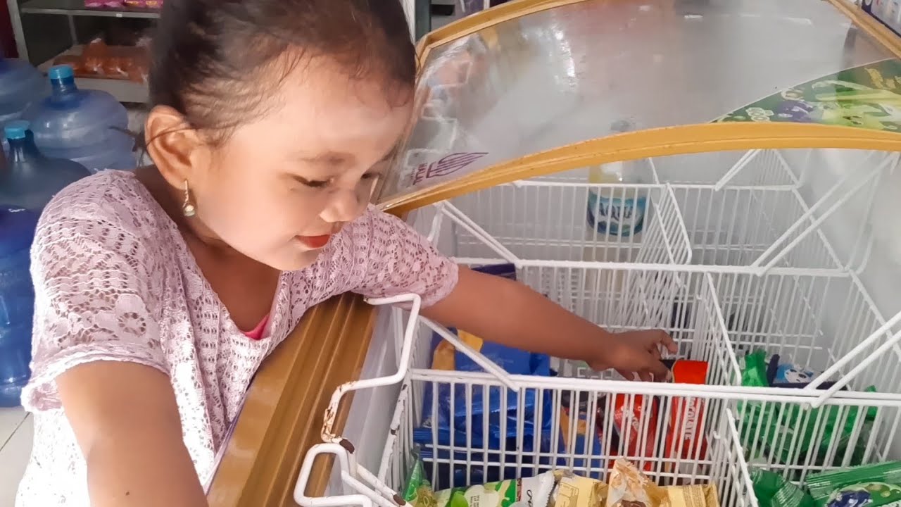 DRAMA JAJAN ES KRIM PAGI PAGI DENGAN MUKA CEMONG😅 - YouTube