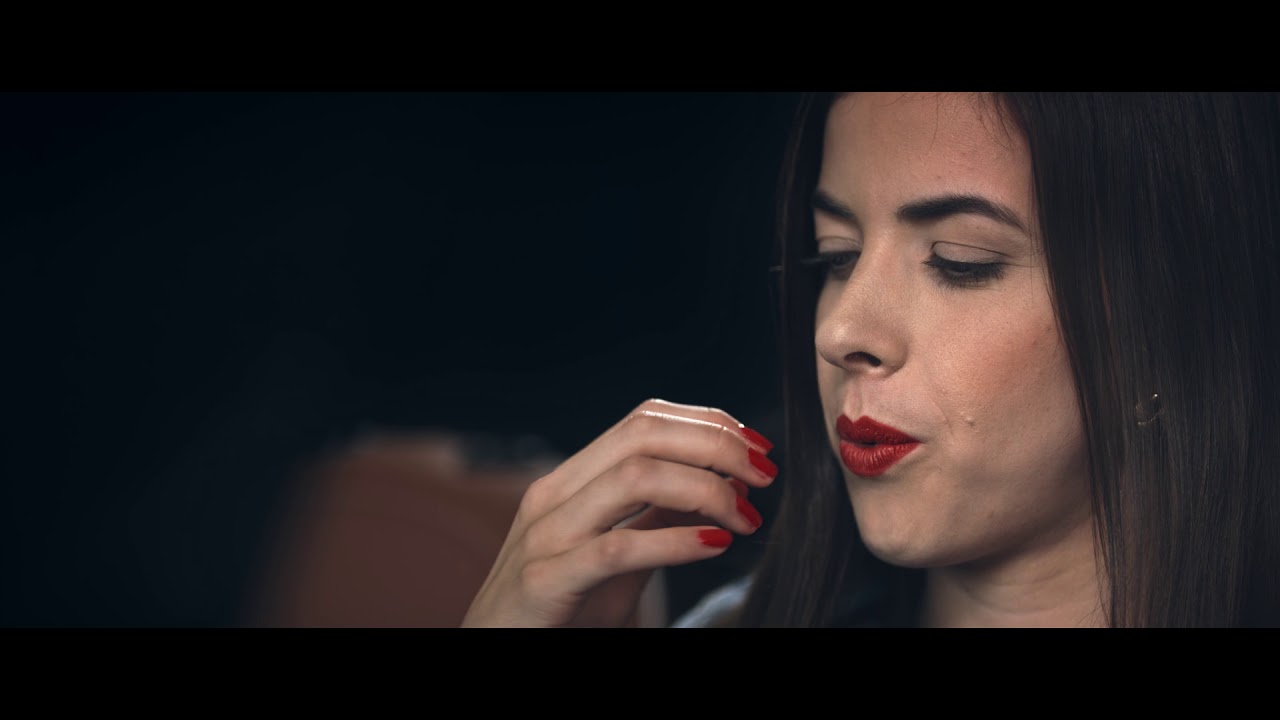 Autohauser-TV-Spot mit Laura Cervi - YouTube