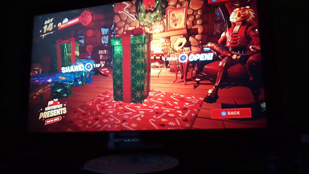 Opening the last present in Fortnite - YouTube