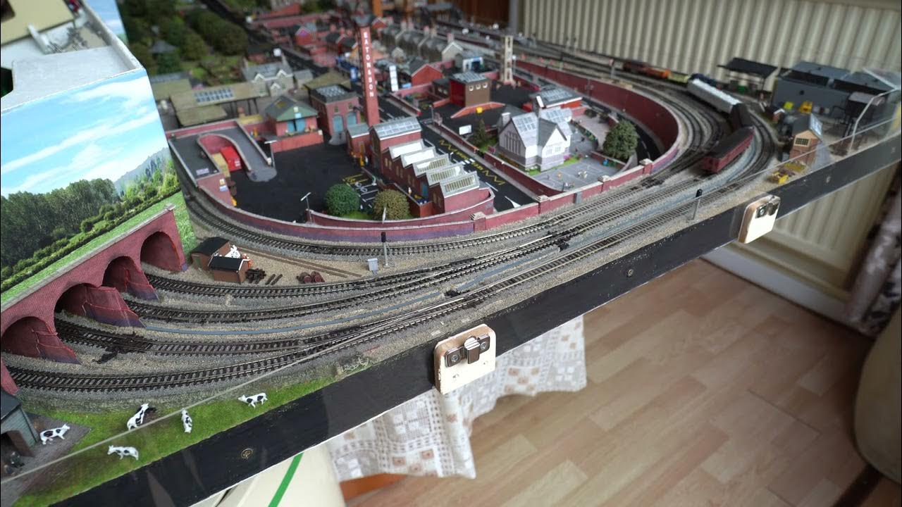 Doodlebug and 0-6-0 saddle tank train - YouTube