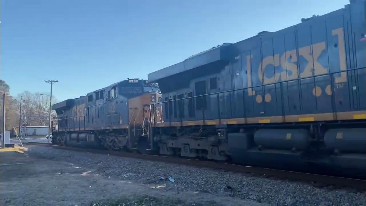 CSX 875 leading L636 LHF with a Spooky Fouled K5HL in Greenwood SC on 1-20-24 - YouTube
